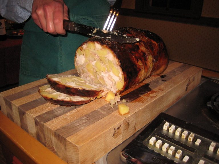 Stuffed Pig Stomach (Hog Maw) - Experience Pennsylvania