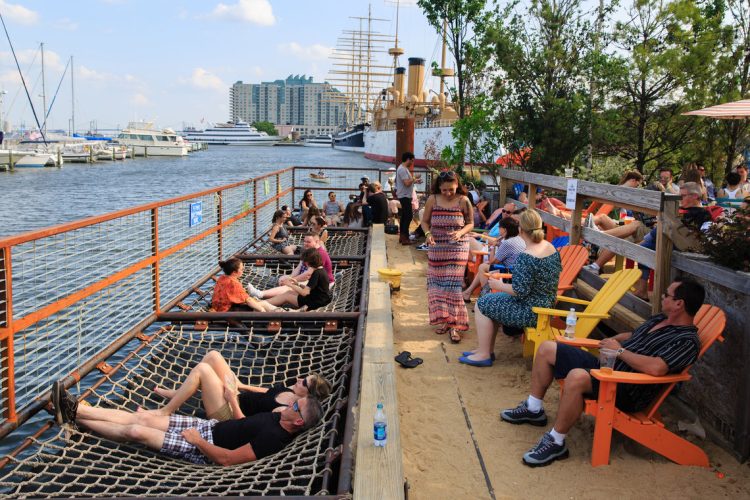 Spruce Street Harbor Park: Philadelphia's Enchanted Waterfront ...
